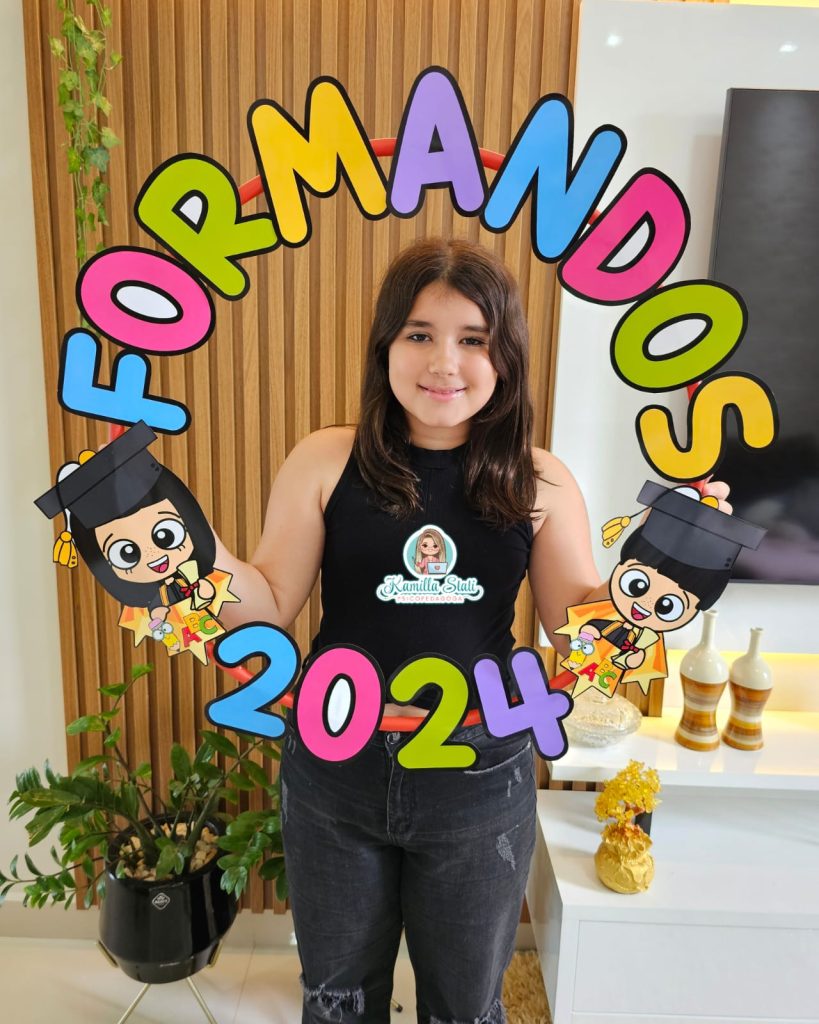 Bambolê para foto formandos 2024 ABC - Oficina de Materiais Pedagógicos